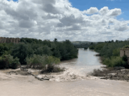 Banjir Sungai Bendungan - GIF Gratis di Pixabay