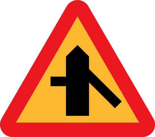 8+ Free Merge & Highway Sign Vectors - Pixabay