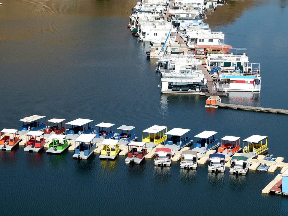 Lake Success Houseboats Boats - Free photo on Pixabay - Pixabay