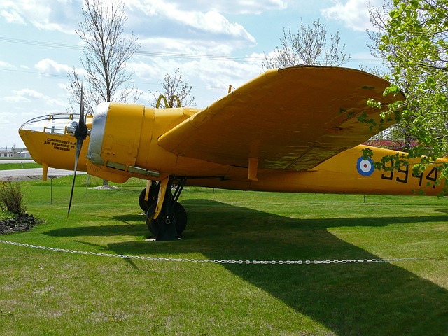 Jaune Avion Transport - Photo gratuite sur Pixabay - Pixabay