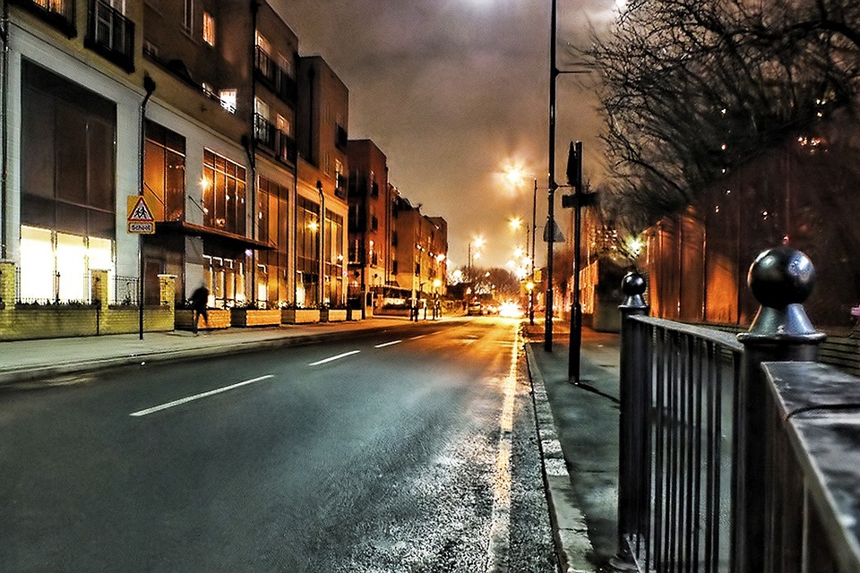 London Empty Street Night