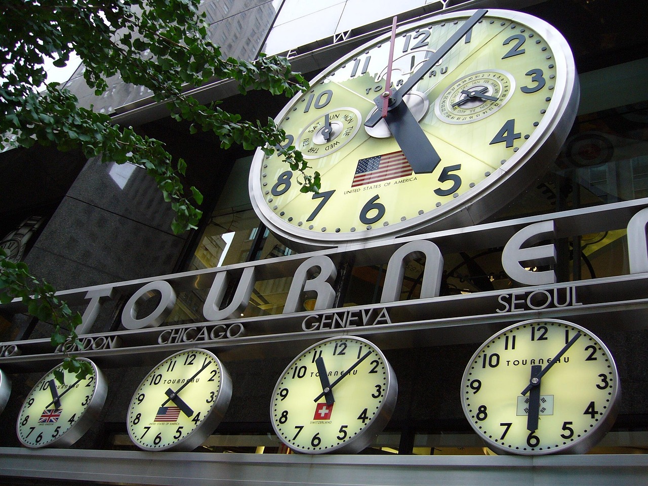 100+ Free New York Times & Times Square Images - Pixabay