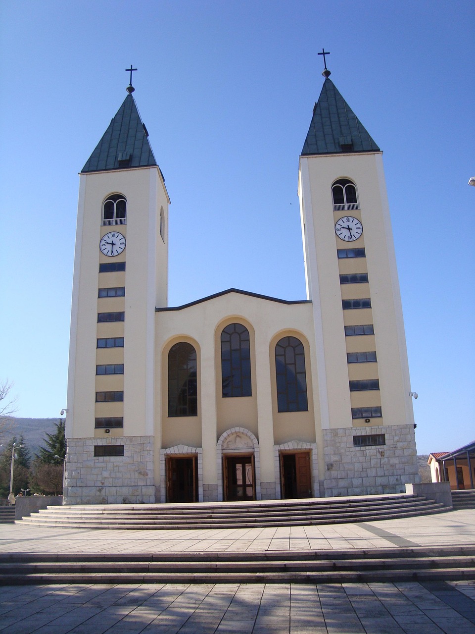 100,000+ Free People In Church & Church Images - Pixabay