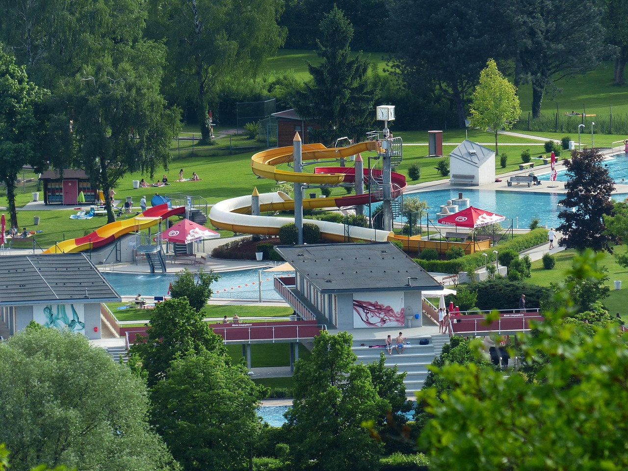 100+ kostenlose Freibad und Schwimmbad-Bilder - Pixabay