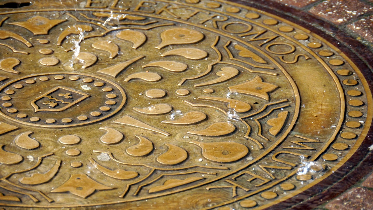 10,000+ Free Broken Drain Cover & Drain Images - Pixabay