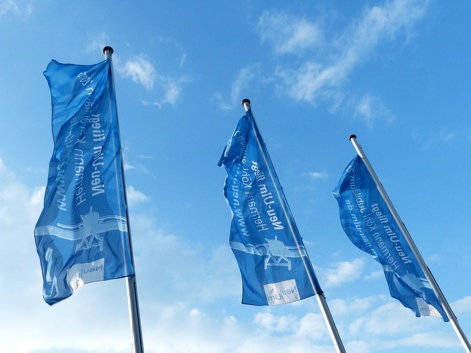 Flags Blue Blow - Free photo on Pixabay