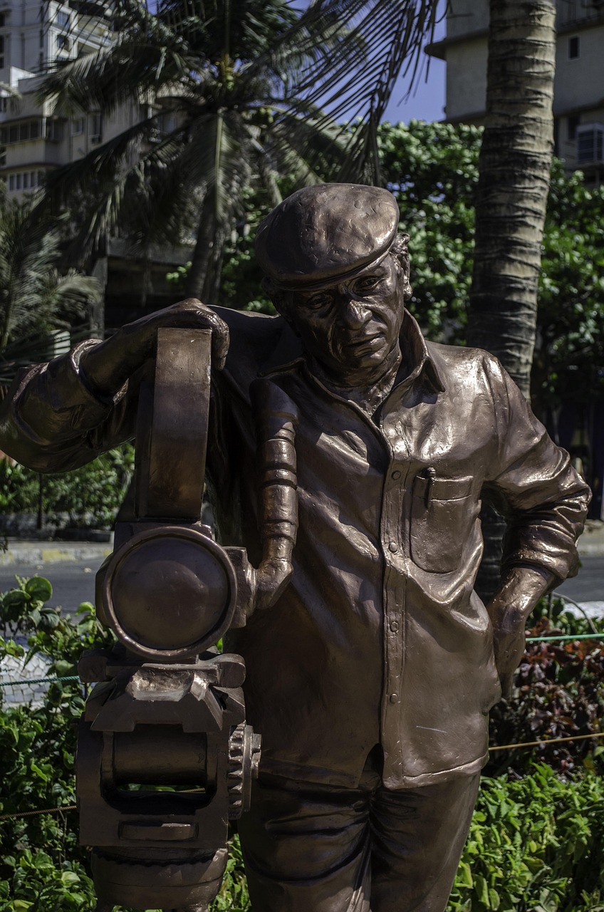 Statue Camera Sculpture - Free photo on Pixabay