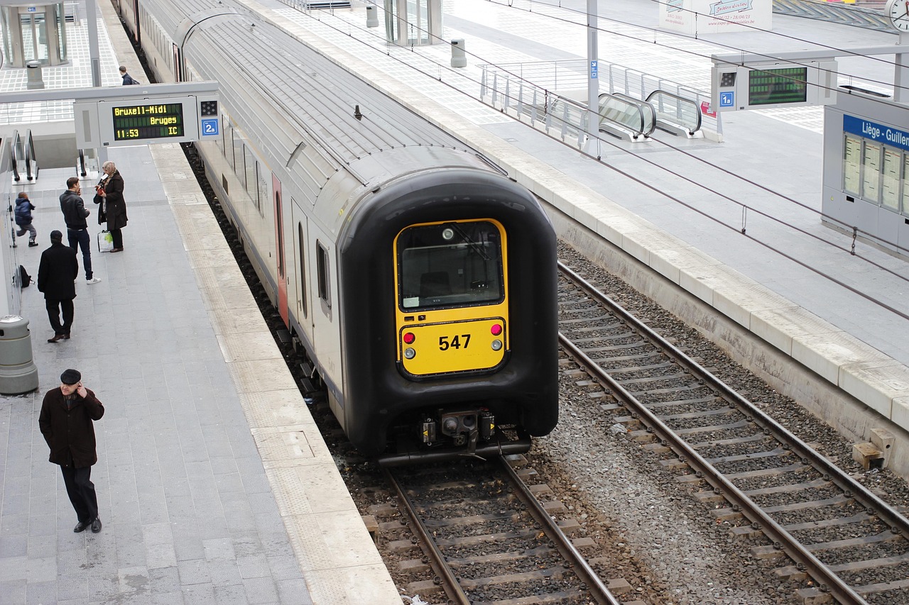 Station Train Farewell - Free photo on Pixabay