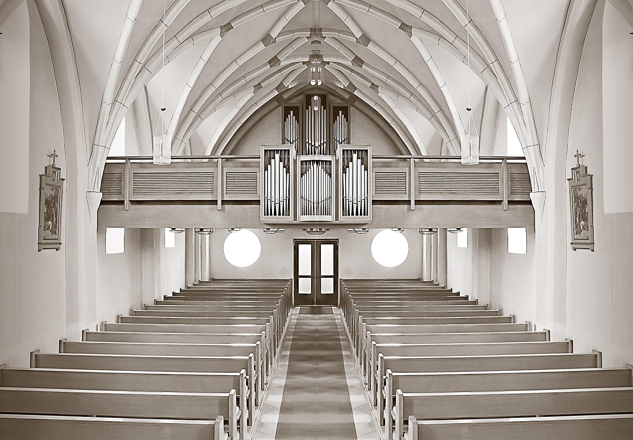 1,000+ Free Altar & Church Images - Pixabay
