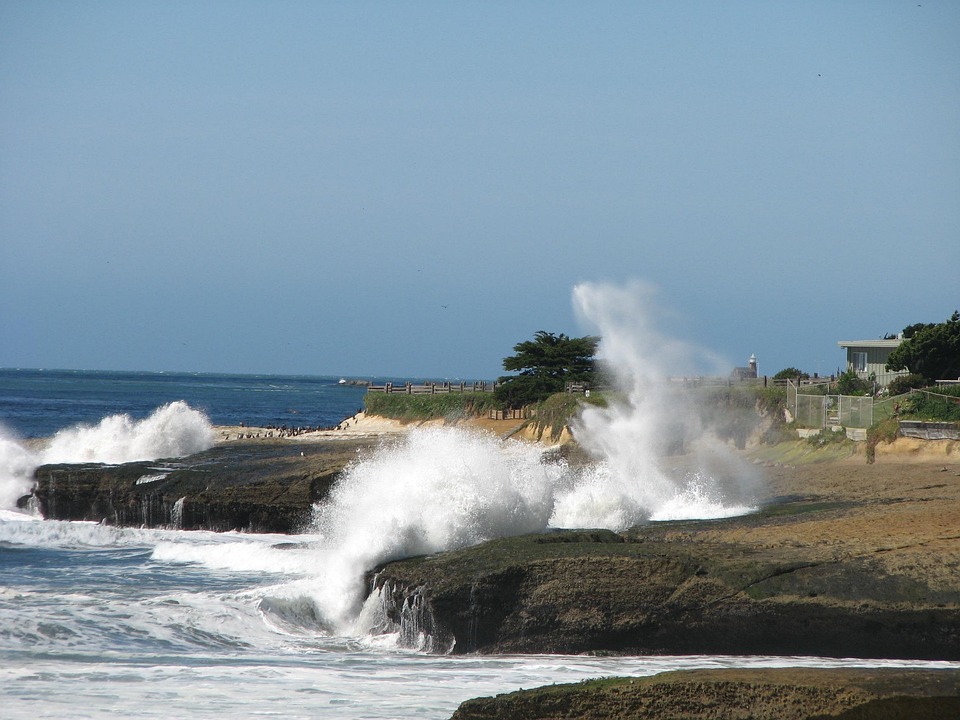 Waves Crashing Beach - Free photo on Pixabay