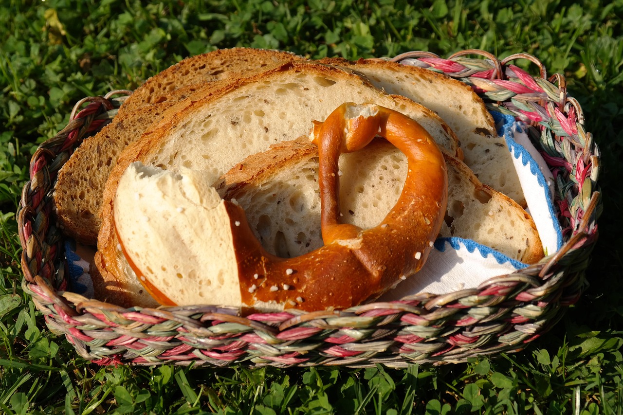 Pretzel Loaf Bread Slices - Free photo on Pixabay