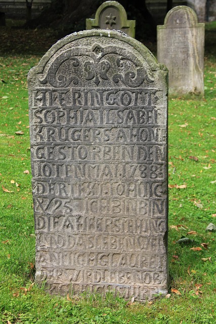 2,000+ Free Tombstone & Graveyard Images - Pixabay