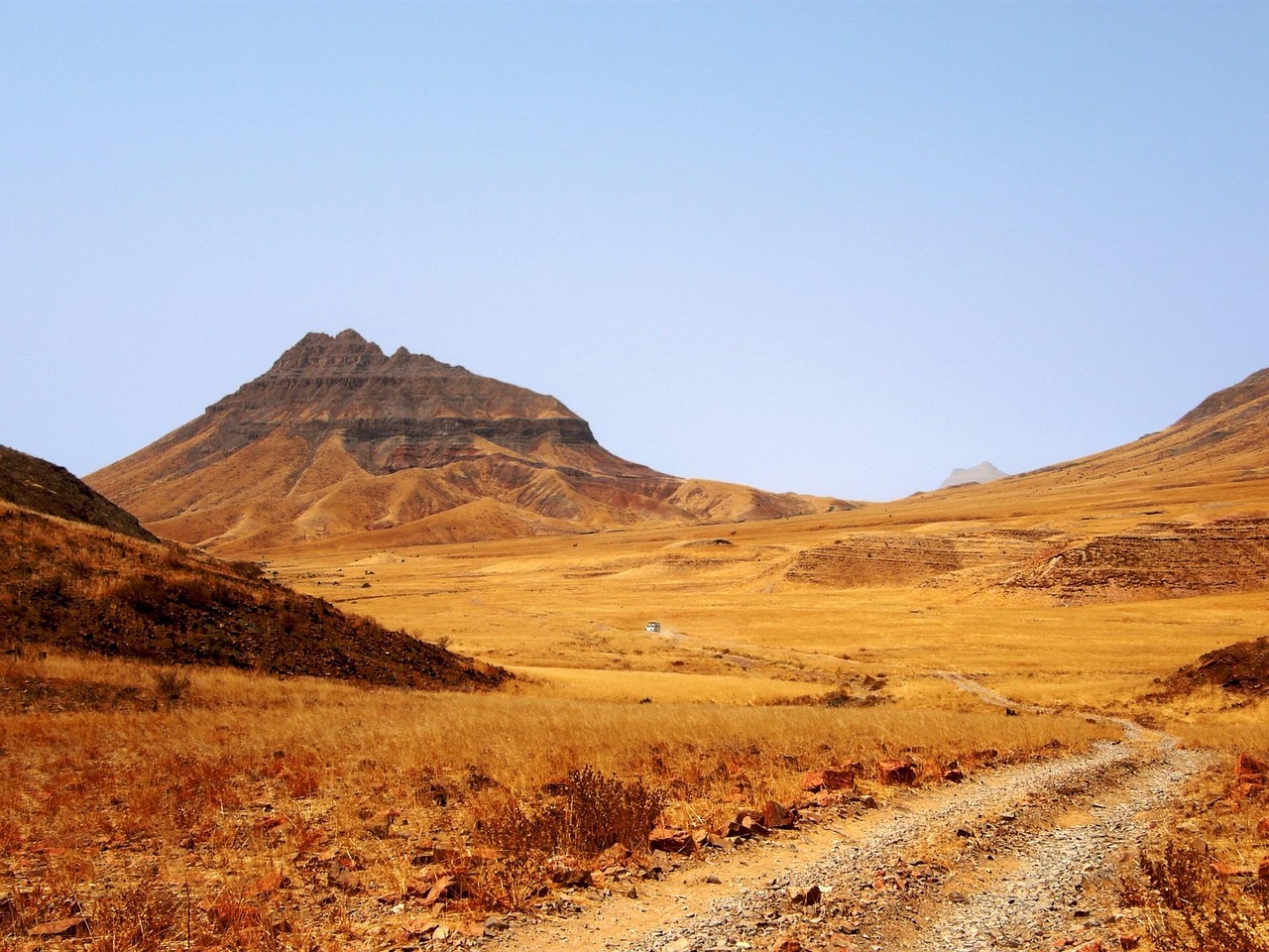 Road Track Desert - Free photo on Pixabay - Pixabay
