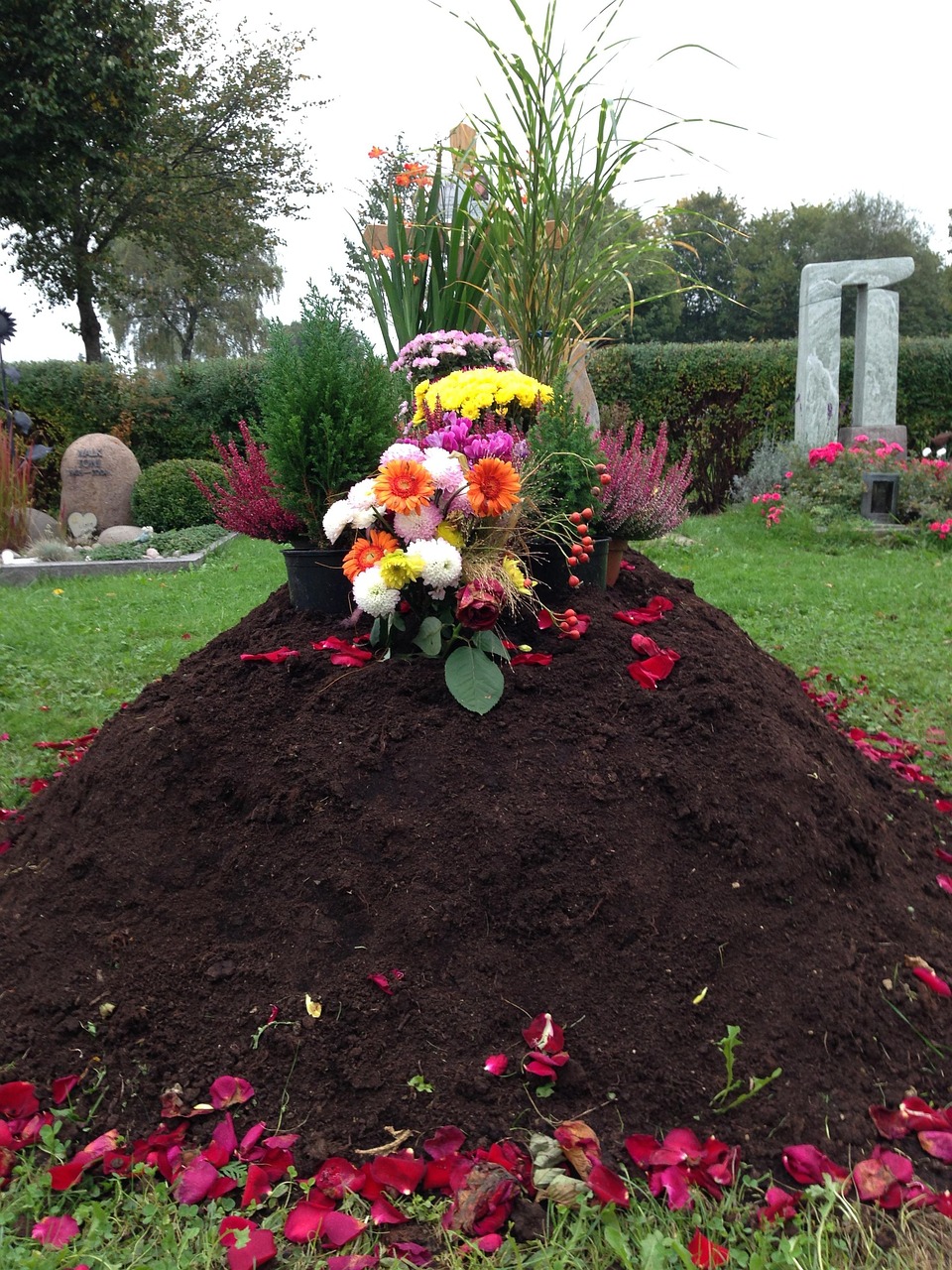 Tomb Burial Mounds Dig - Free photo on Pixabay