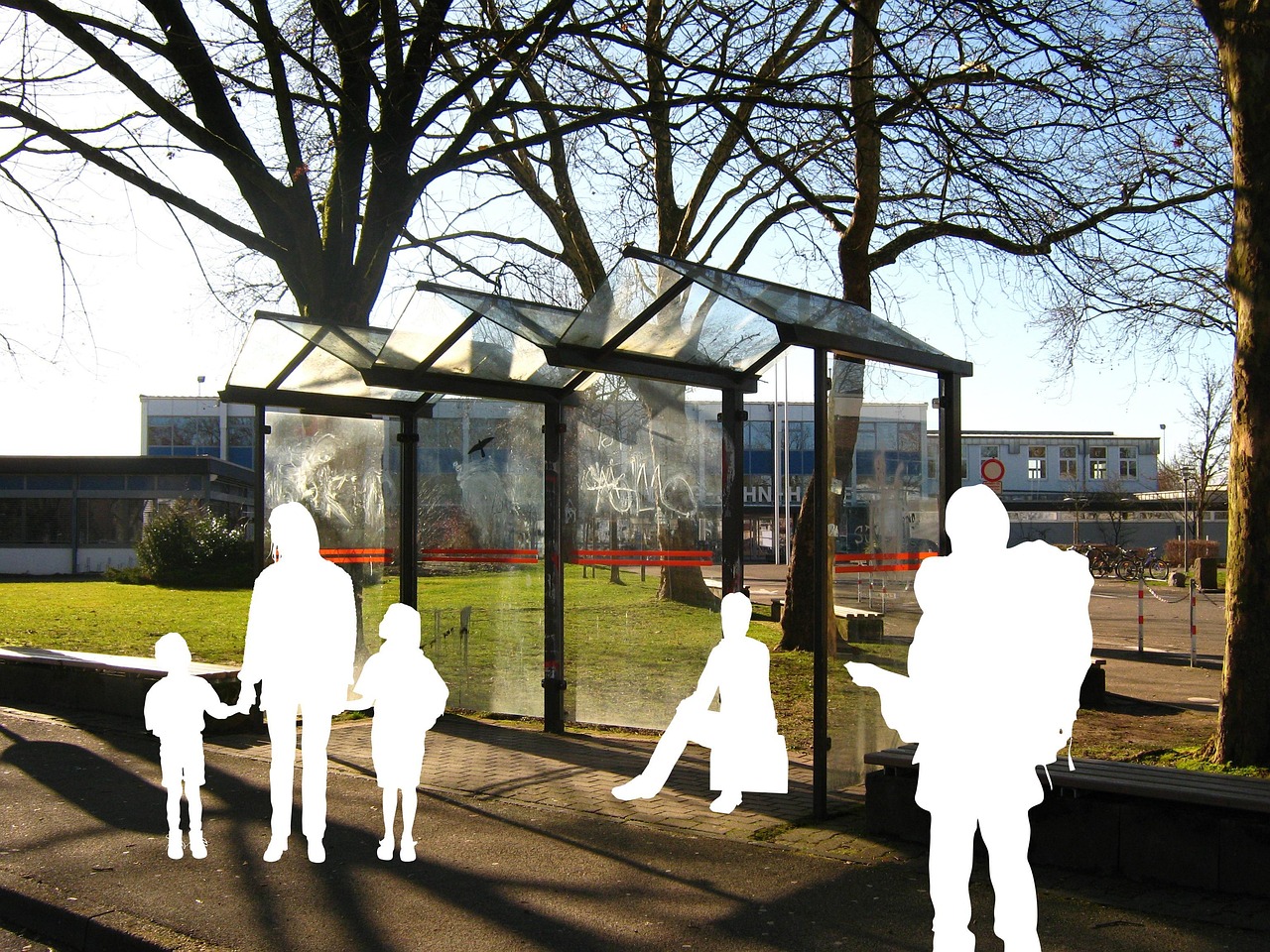 90,000+ Free People Waiting At The Bus Stop & Bus Stop Images - Pixabay