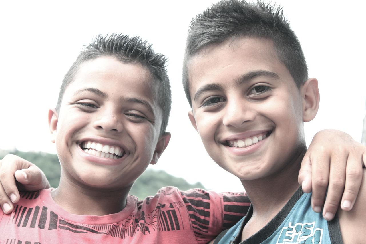 Friends Smiling - Free photo on Pixabay