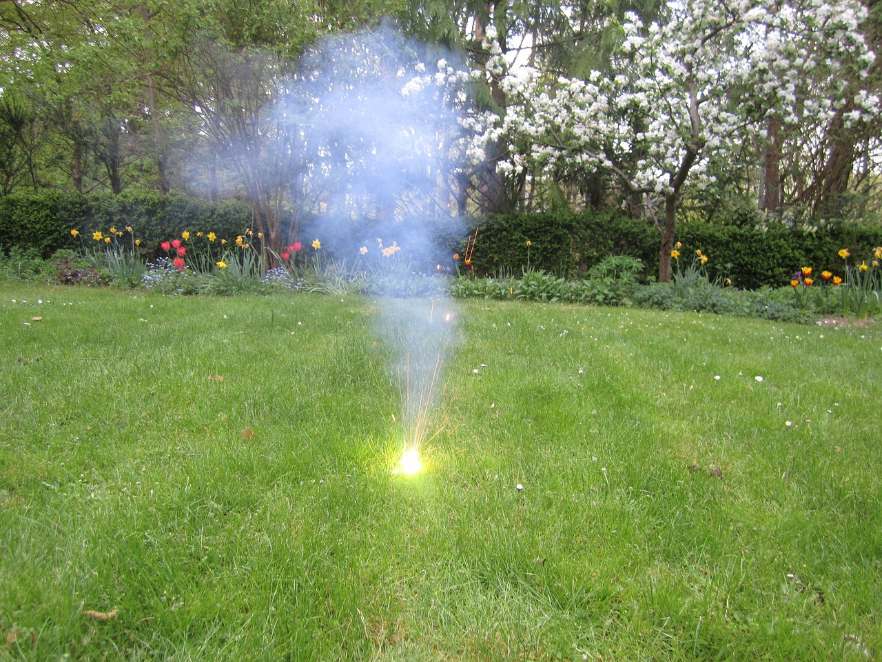 90+ Free Smoke Fireworks & Fireworks Images - Pixabay