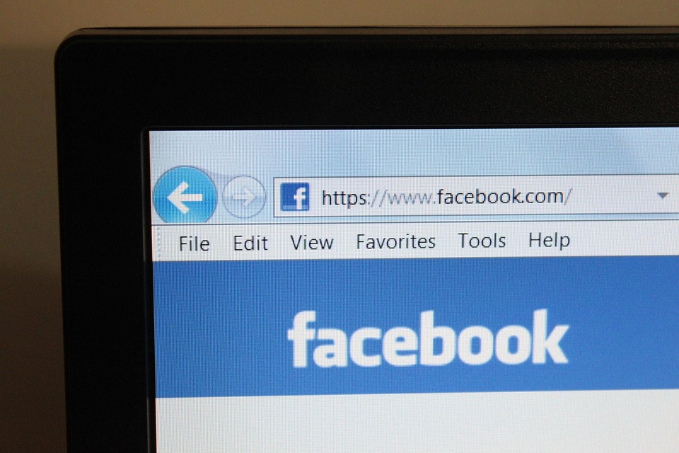 Facebook Monitor Web - Free photo on Pixabay