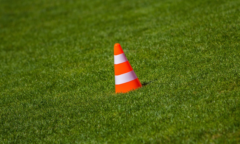 Pylons Little Hat Orange - Free photo on Pixabay
