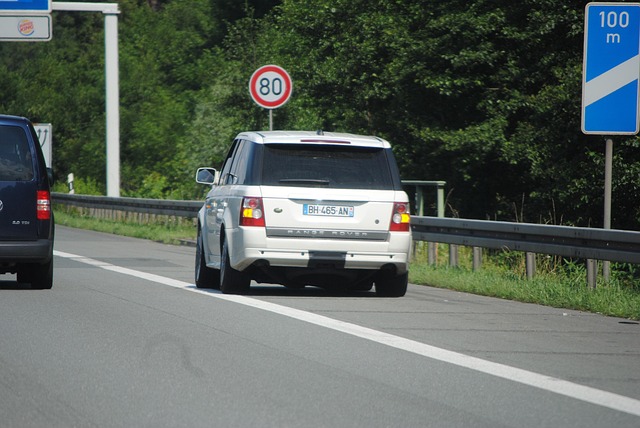 Side Stripes Breakdown Car - Free photo on Pixabay - Pixabay