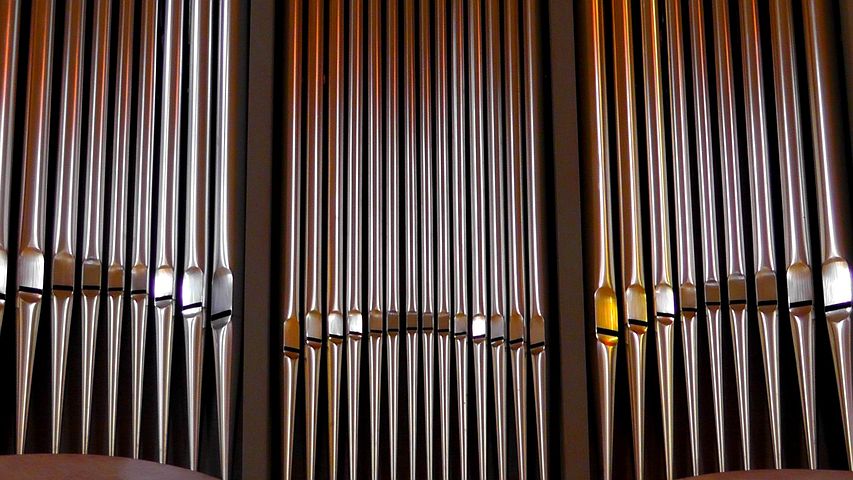 200+ Free Whistle & Church Organ Photos - Pixabay
