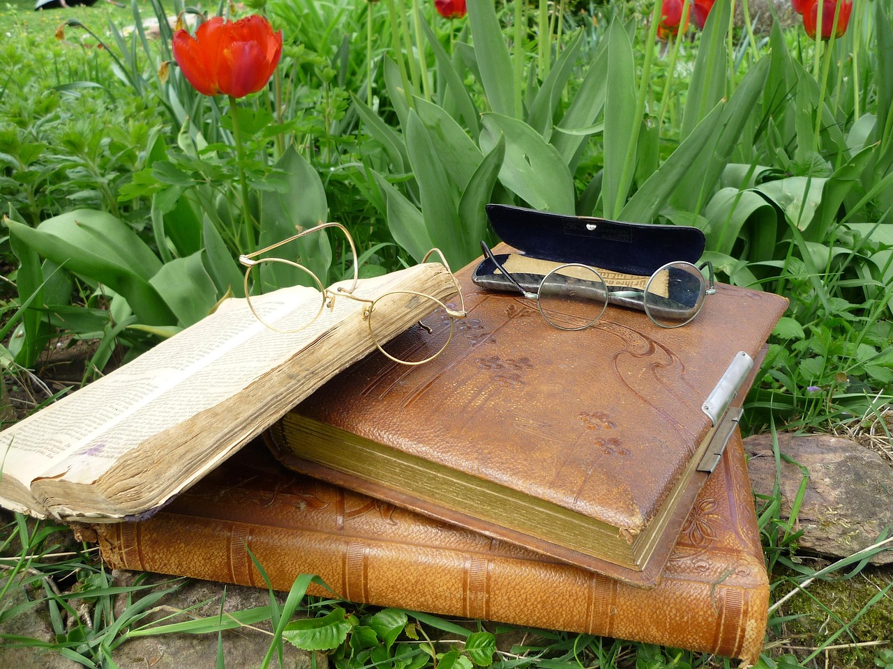 Glasses Case Photo Album Free Photo On Pixabay Pixabay Glasses Case Photo Album Free Photo On Pixabay Pixabay