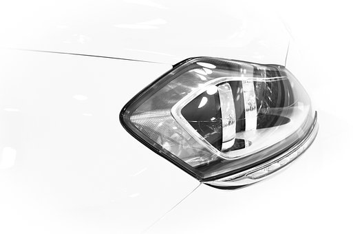 200+ Free Reflector & Car Images