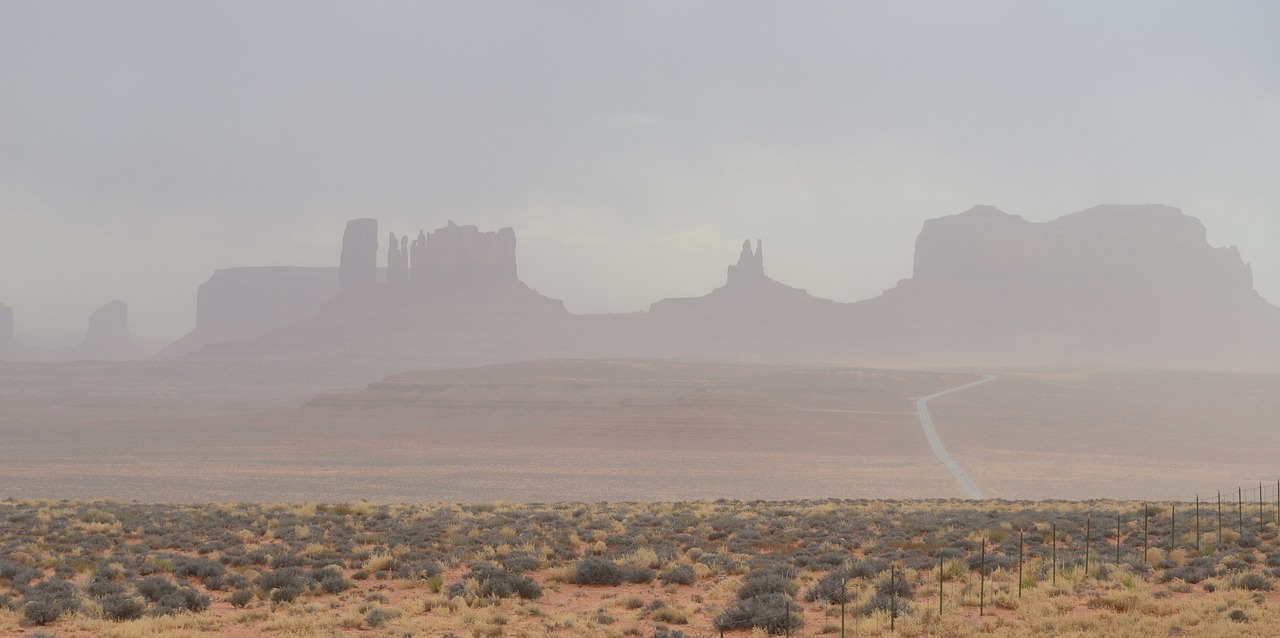 Monument Valley Storm Path - Free photo on Pixabay - Pixabay