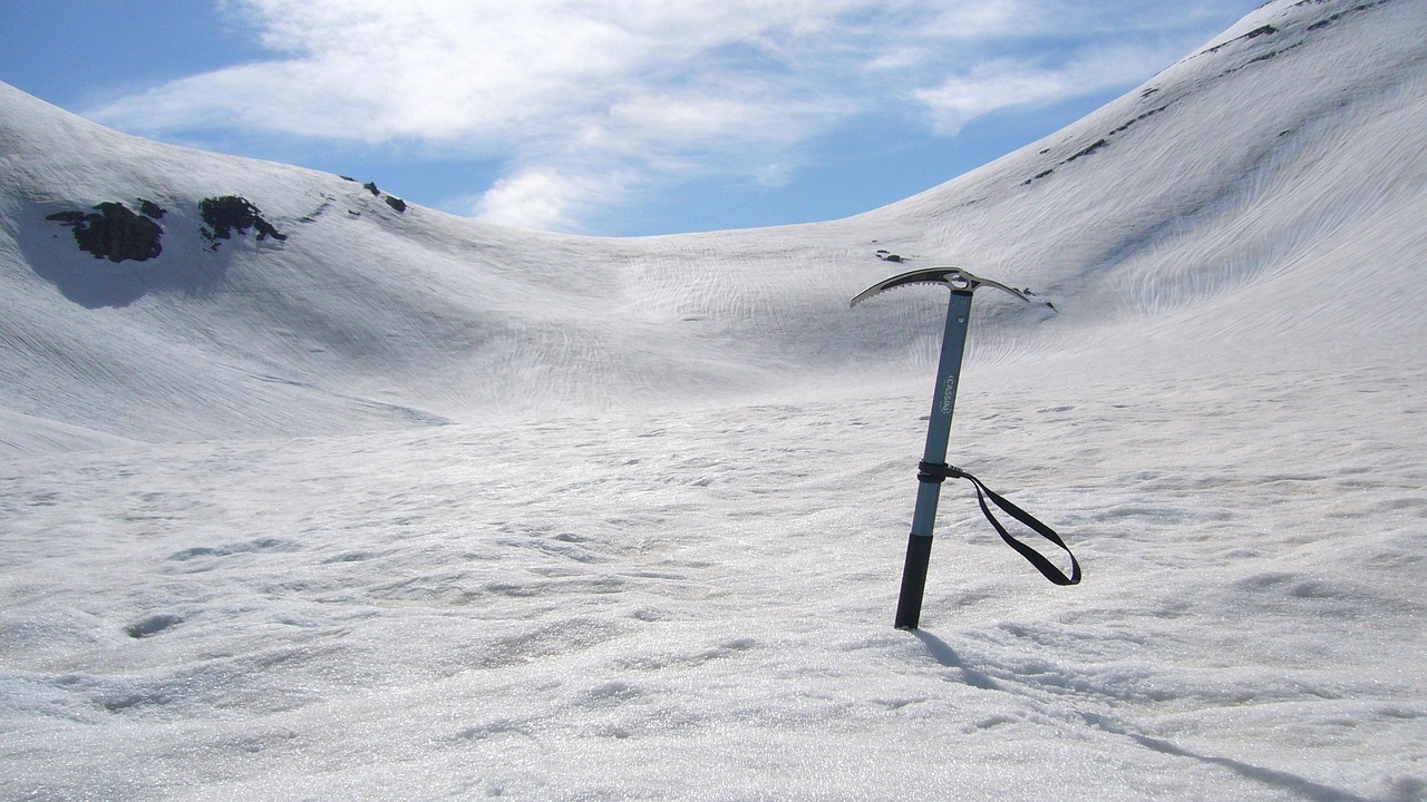 Piolet Montaña Alpinismo - Foto gratis en Pixabay