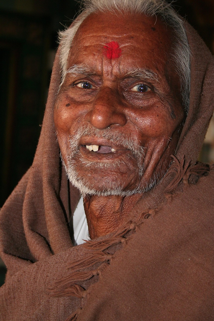 600+ Free Priest & Religion Images - Pixabay