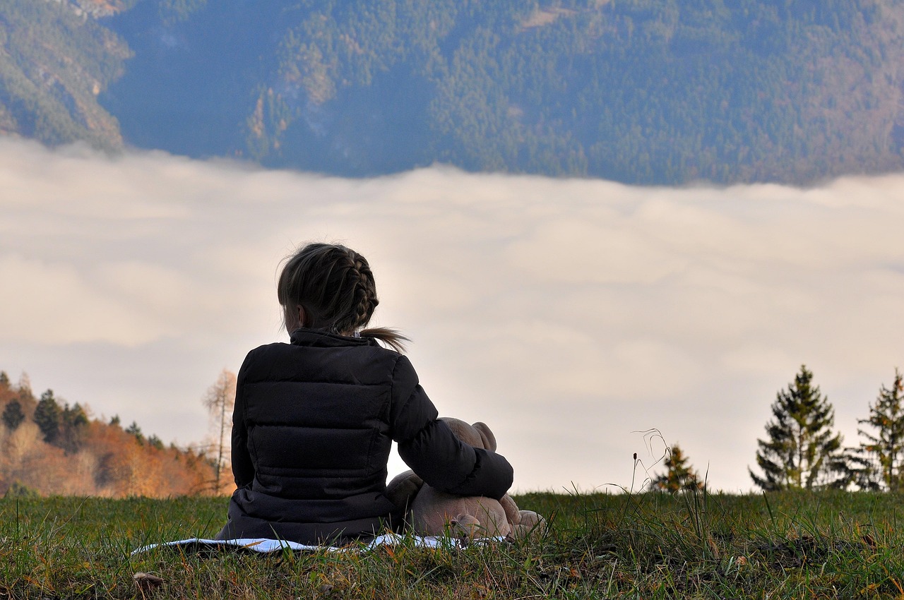 Child Girl Sitting Cuddly - Free photo on Pixabay