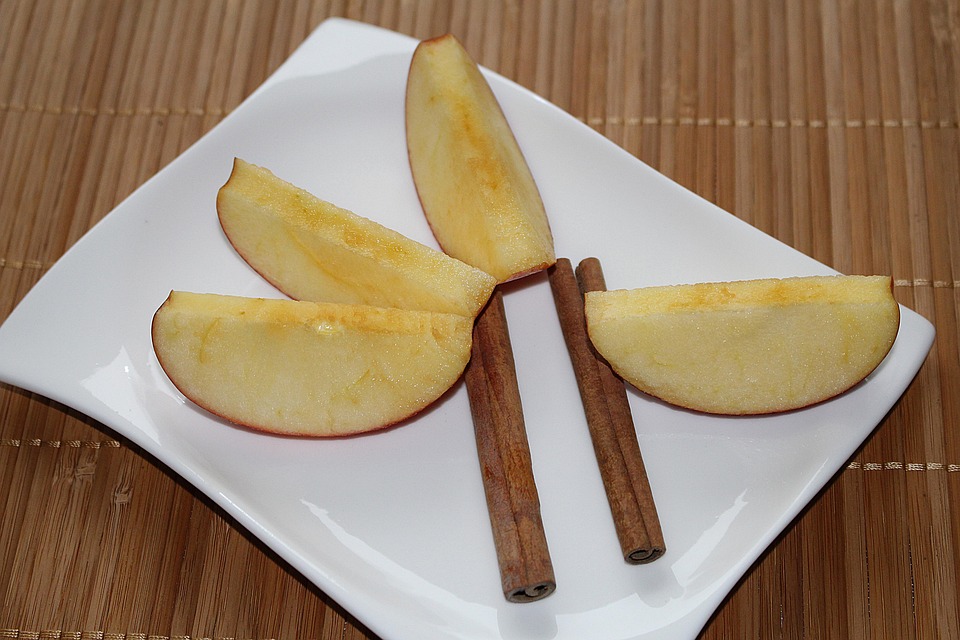 Fruit Plate Decor Apple Slices - Free photo on Pixabay