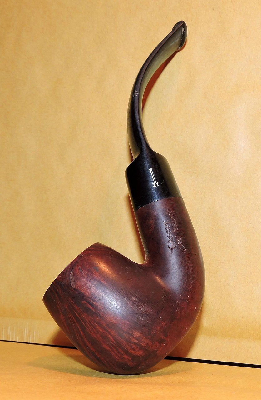 10,000+ Free Smoking Pipe & Pipe Images - Pixabay