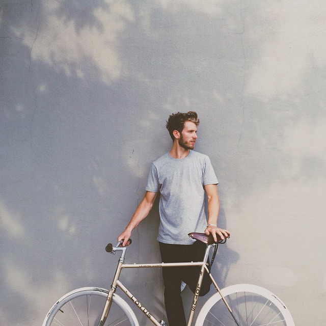100,000+ Free Man On Bike & Bike Images - Pixabay