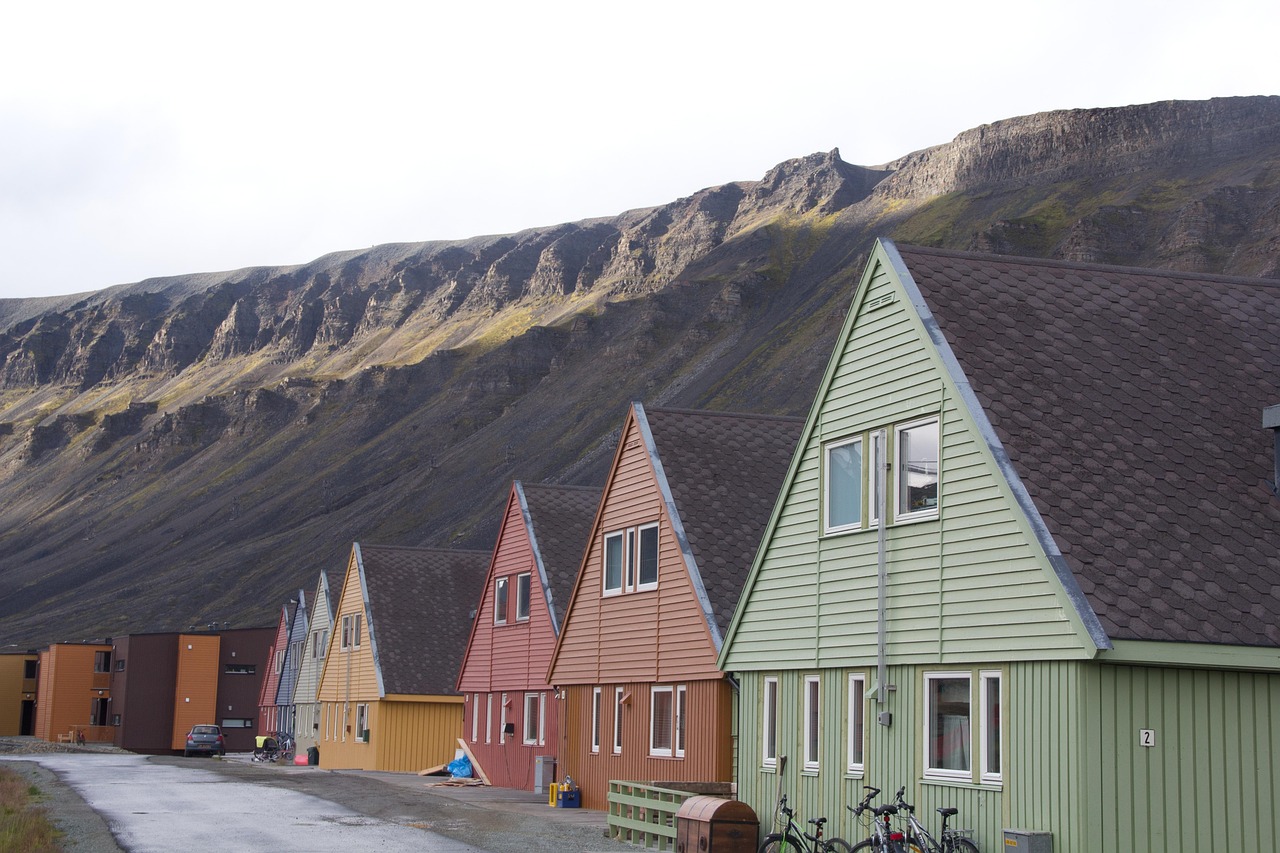 Homes Small Town - Free photo on Pixabay