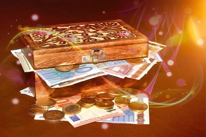 600+ Free Treasure & Treasure Chest Photos