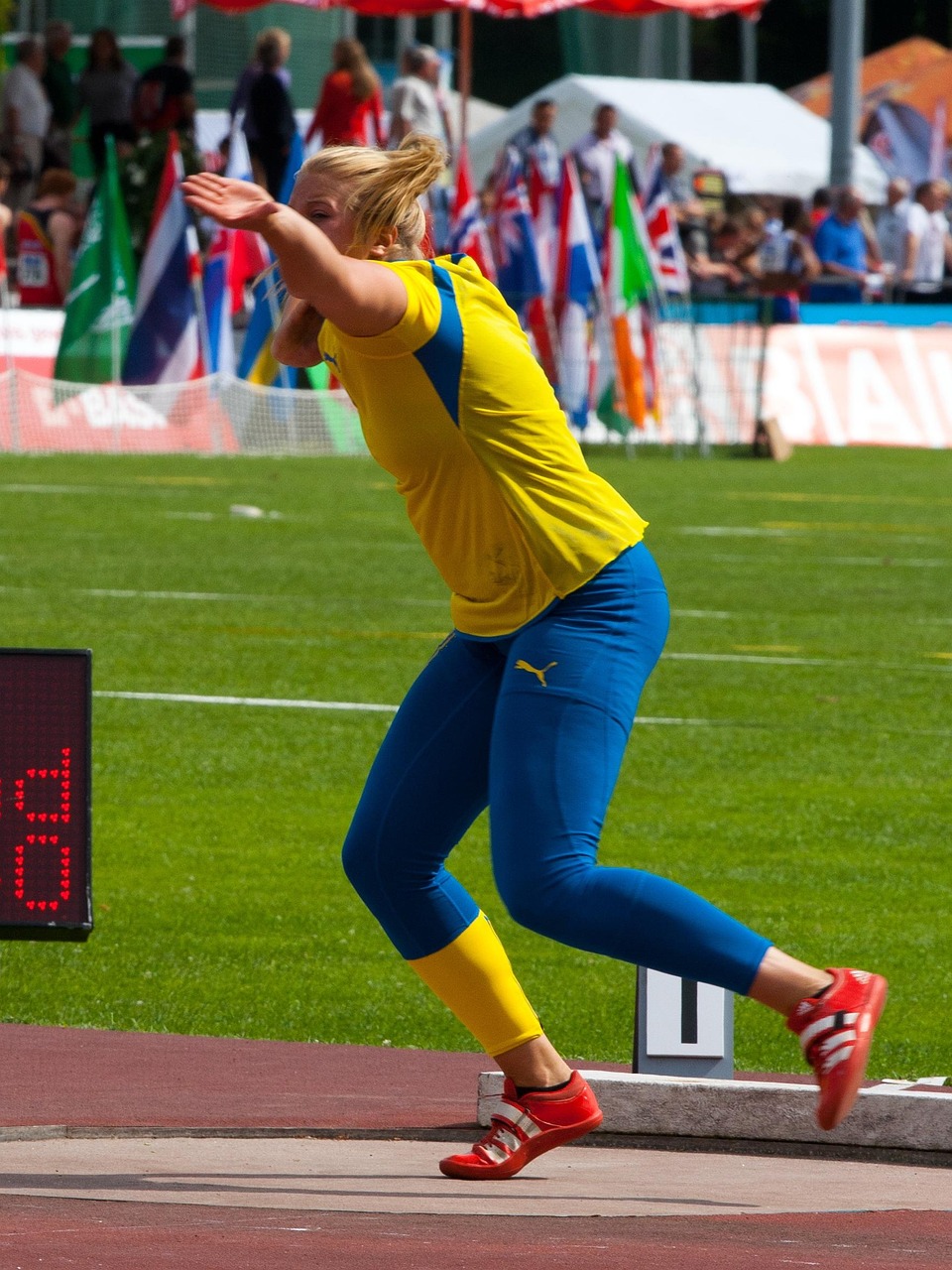 7,000+ Free Shot Put & Head Shot Images - Pixabay