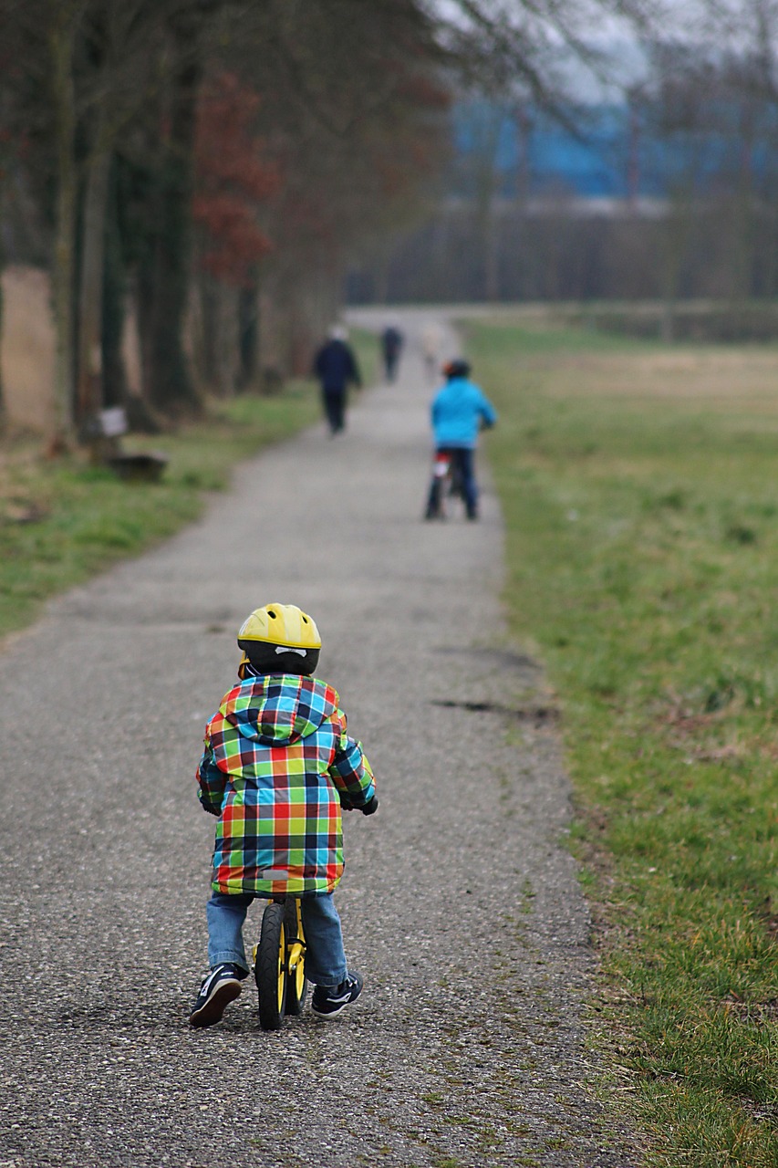 Child Wheel Dirt Road - Free photo on Pixabay