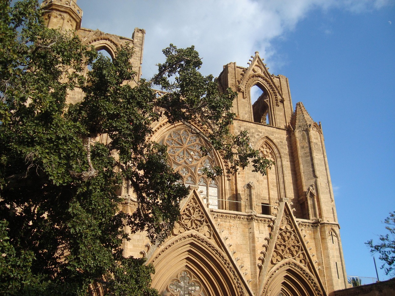 Kirche Baum - Kostenloses Foto auf Pixabay - Pixabay