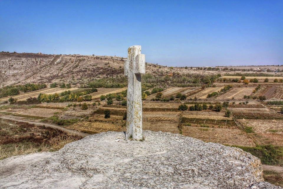 Cruzar Monasterio Viejo Orhei - Foto gratis en Pixabay - Pixabay