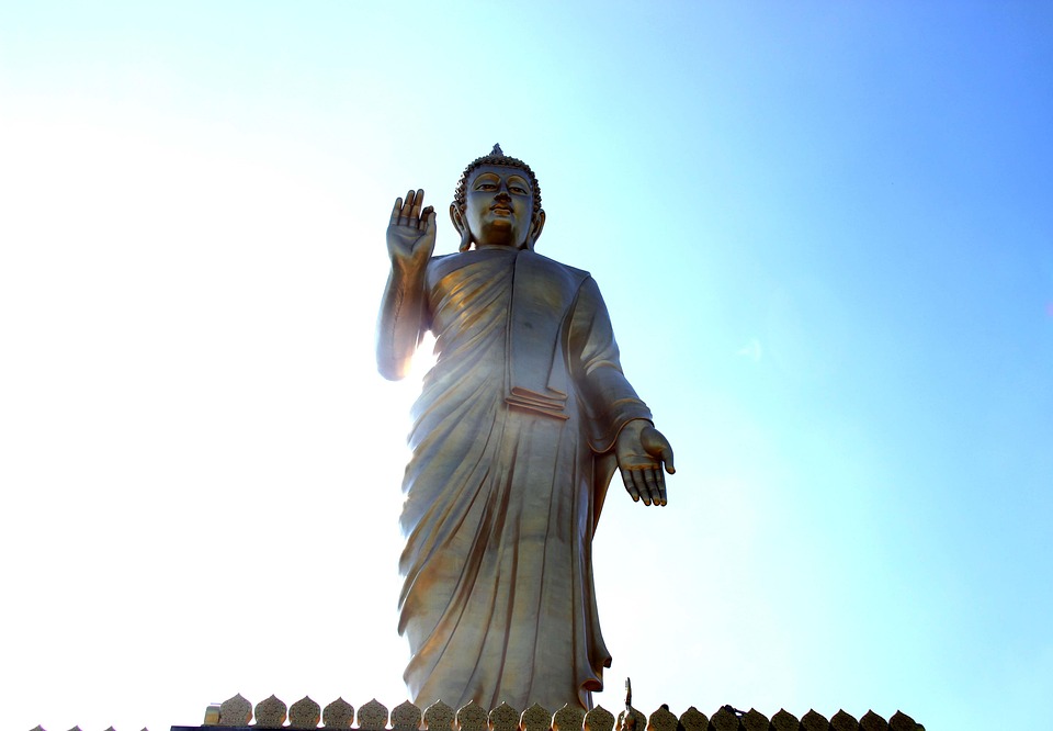Buddha Statue Light Artistic - Free photo on Pixabay