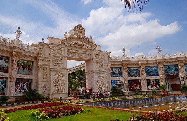 Film City Entrance Gate - Free photo on Pixabay