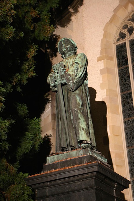 Statue Hero Switzerland Ulrich - Free photo on Pixabay - Pixabay
