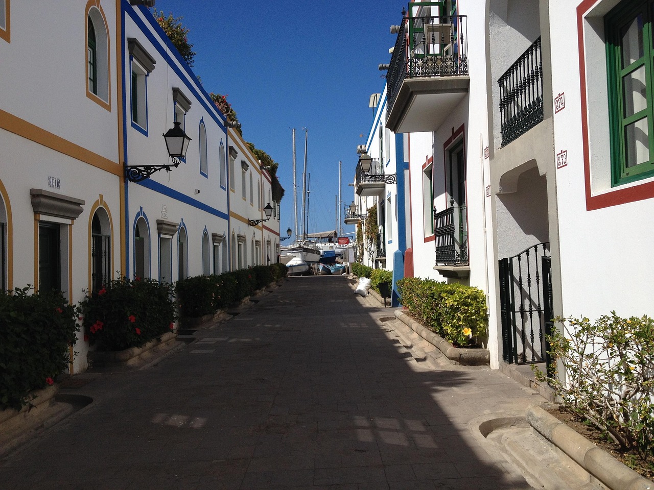 Port City Pedestrian Street White - Free photo on Pixabay - Pixabay