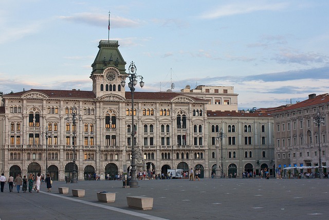 Buildings City Hall Facade - Free photo on Pixabay