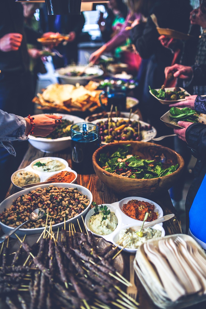60,000+ Free Children Eating At The Dinner Table & Dinner Images - Pixabay