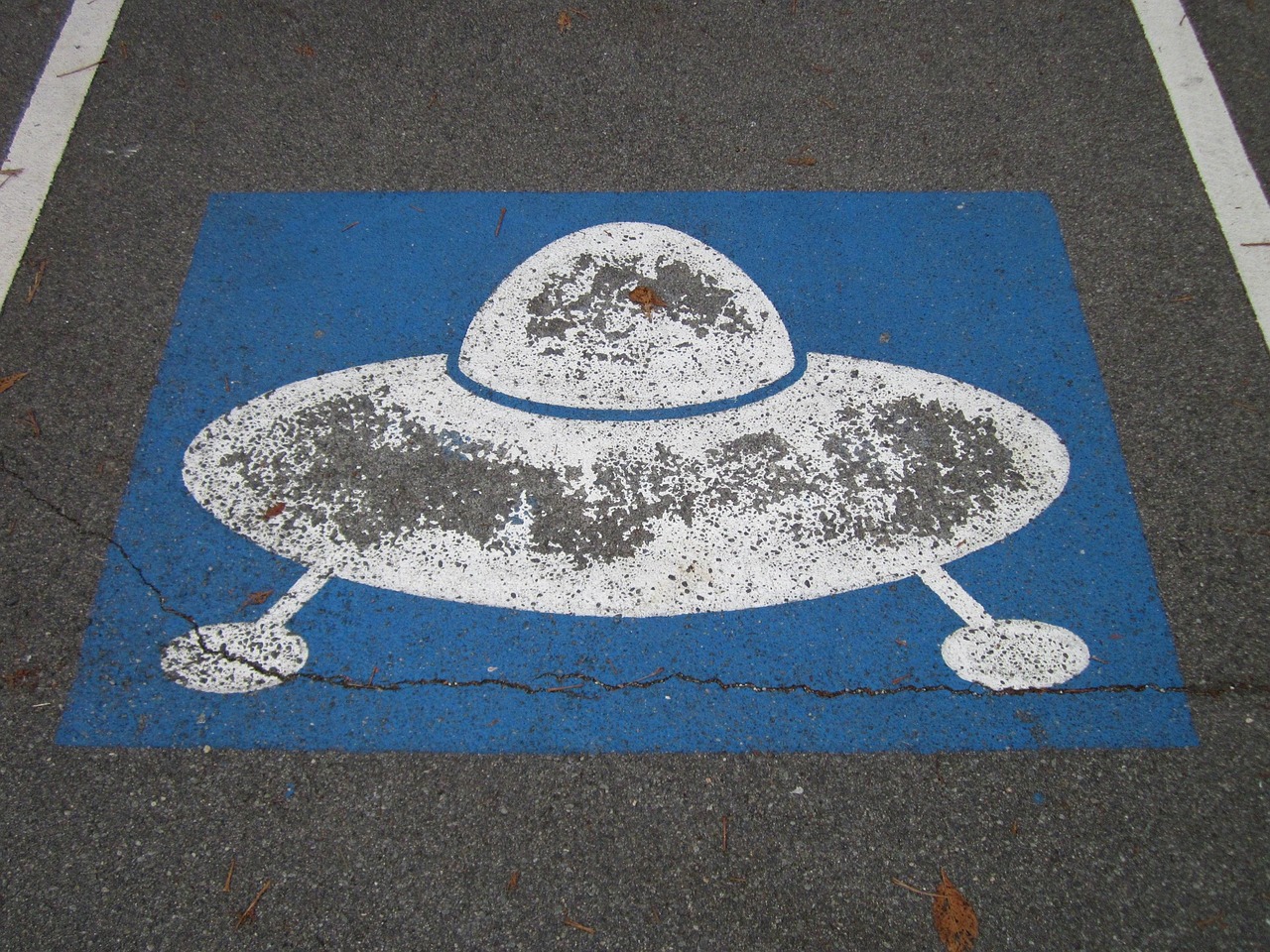 Parking Space Lot Ufo - Free photo on Pixabay - Pixabay