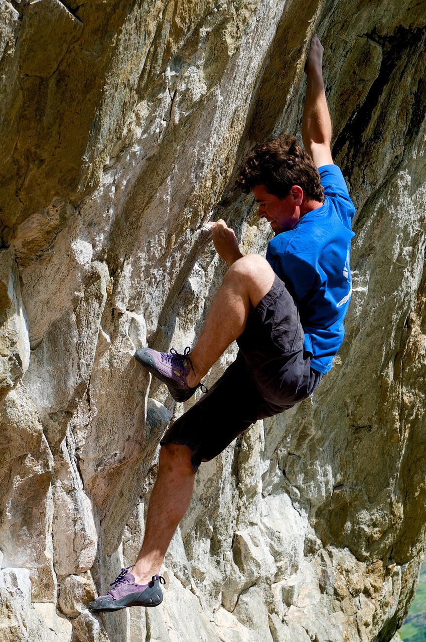 100,000+ Free Mountain Climber & Climber Images - Pixabay
