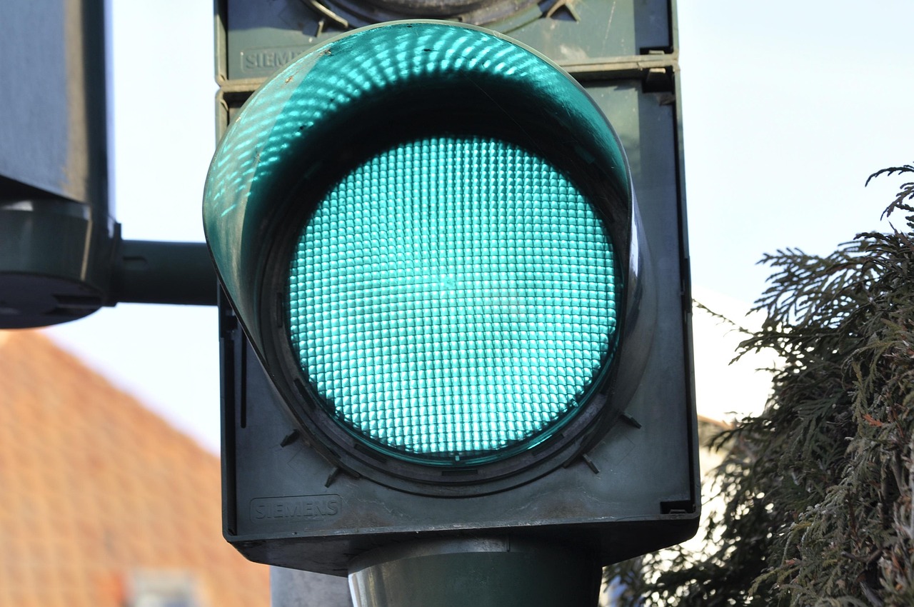80+ Free Stoplight & Traffic Light Images - Pixabay