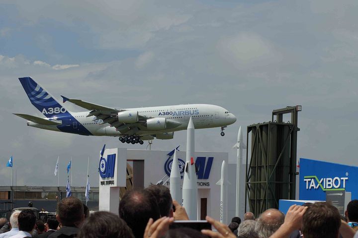 超过 100 张关于“A380”和“飞机”的免费图片